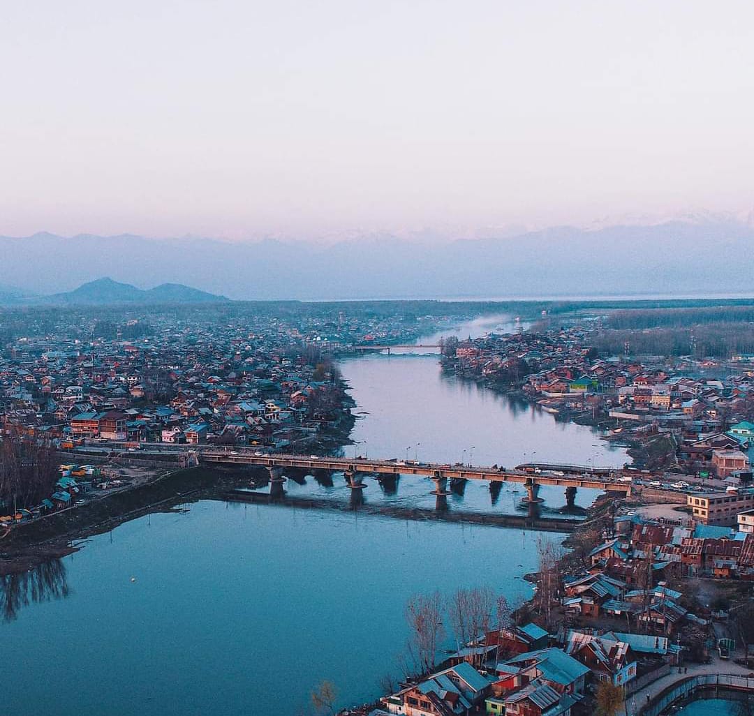 Ahead of exams, Sopore College closed | Kashmir Despatch