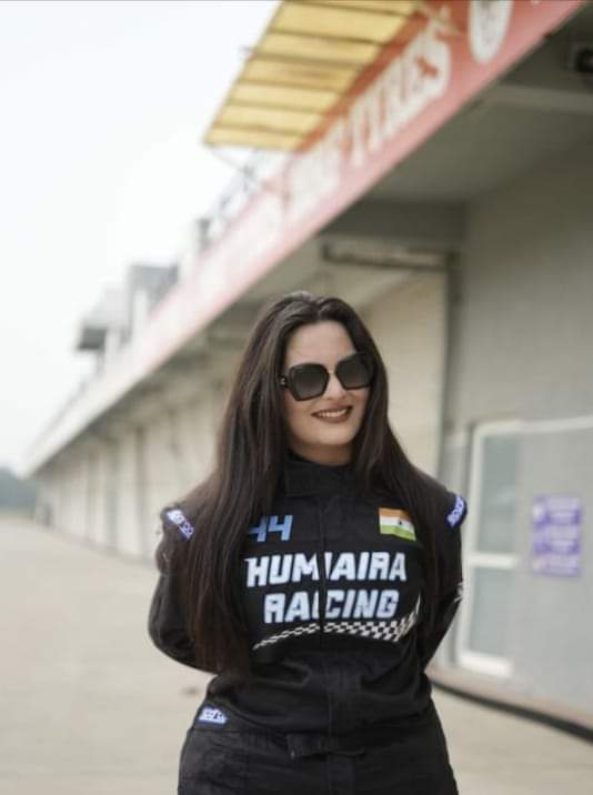 Breaking Barriers: 25-Year-Old Doctor Becomes First Female Formula Car ...