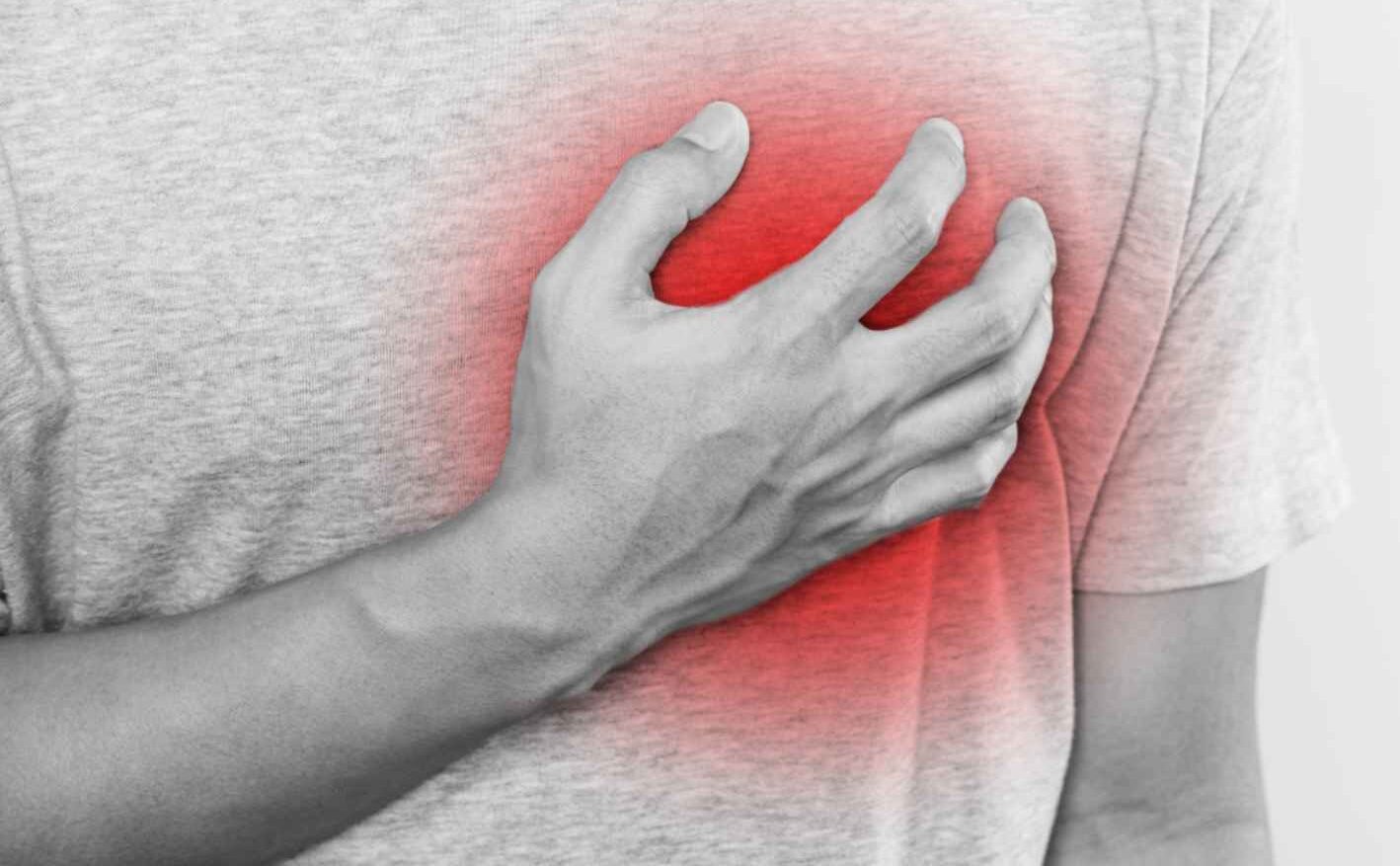 Traffic Cop Dies of Suspected Cardiac Arrest in Anantnag | Kashmir Despatch